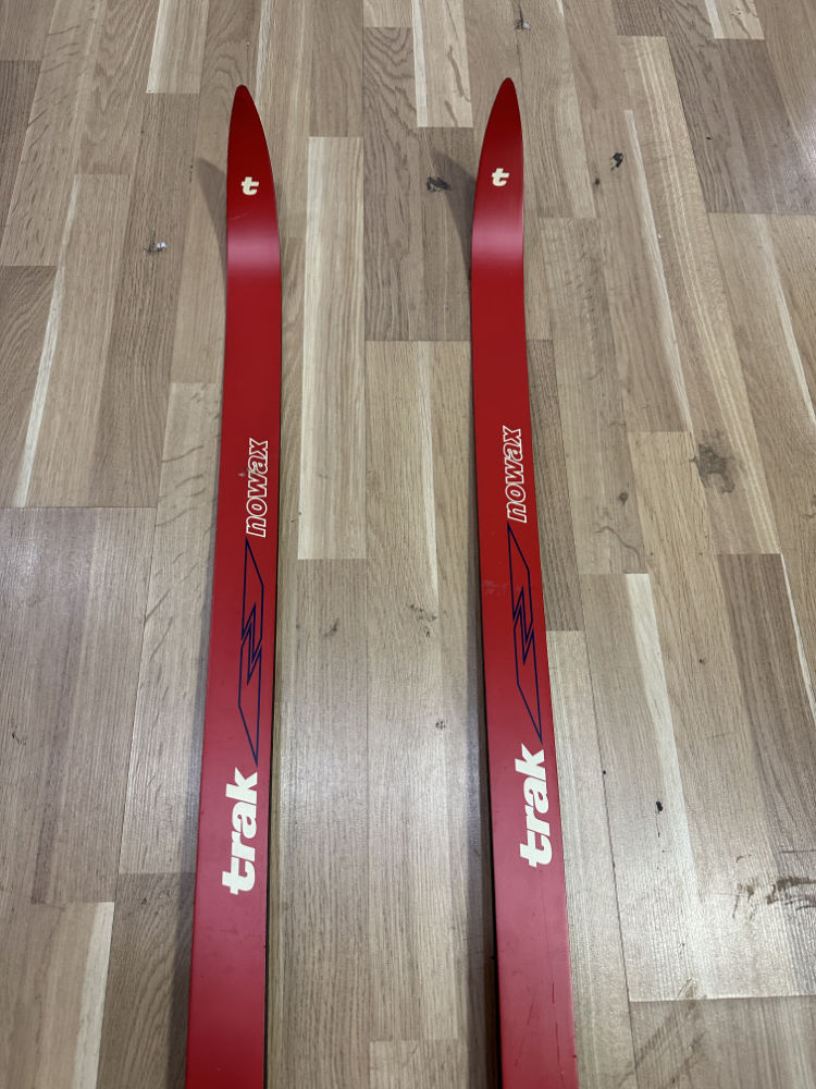 Langlauf Trak Engadin Ski 150 cm » Arche Noah Brockenhaus Kriens